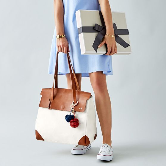 Boardwalk Monogrammed Handbag | Mark and Graham