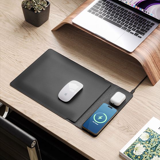 Journey 4-in-1 Laptop Sleeve with Wireless Charging | Mark and Graham
